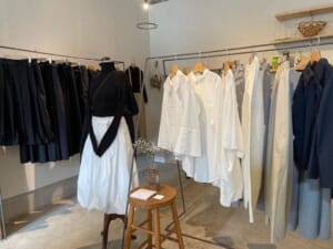 服とカバンを製作している大阪生まれのブランド「skep」 | 暮らしとおしゃれの編集室