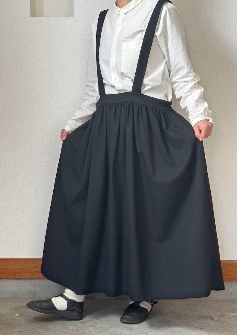 服とカバンを製作している大阪生まれのブランド「skep」 | 暮らしとおしゃれの編集室